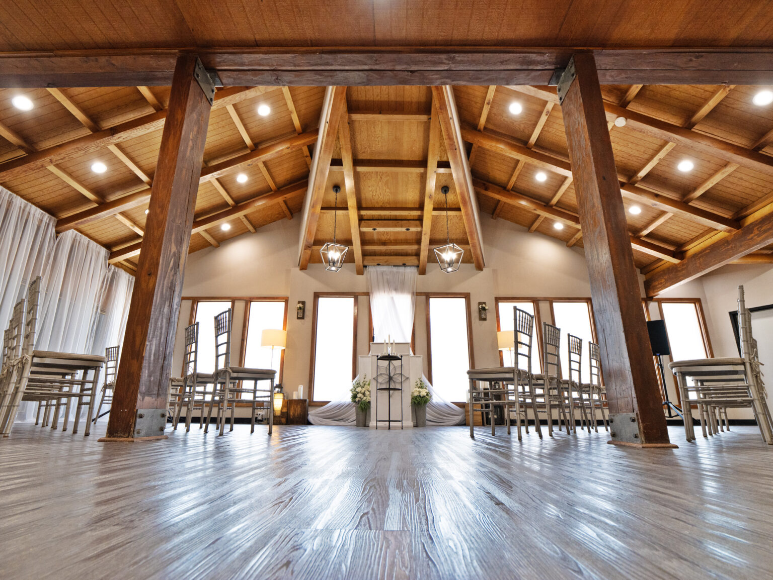 The Little Vegas Chapel | Best Vegas Wedding Chapel